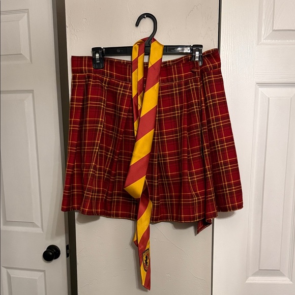 Wizarding World Of Harry Potter | Skirts | Harry Potter Gryffindor ...